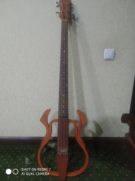 Gitara sotiladi гитара сотилади