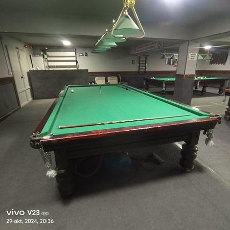 Billard stollar sotiladi