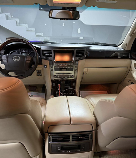 Lexus lx570 в идеальном состоянии