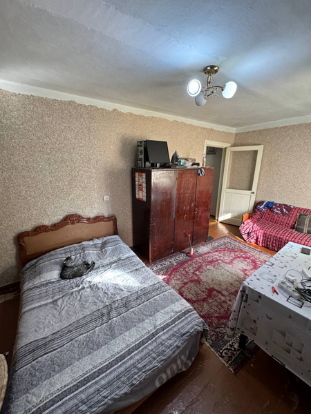 Хакимияат 44м² 2.6 балкон Кубик дом 1х Прадаётся кирпичный 1этаж