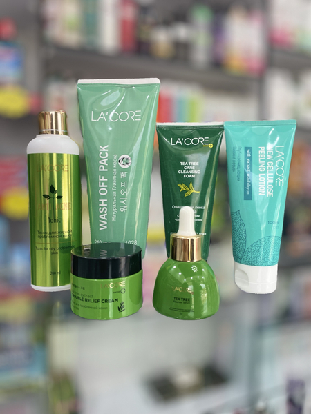 LA’CORE cosmetika.