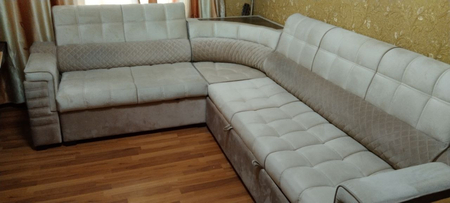 Продаю диван уголок