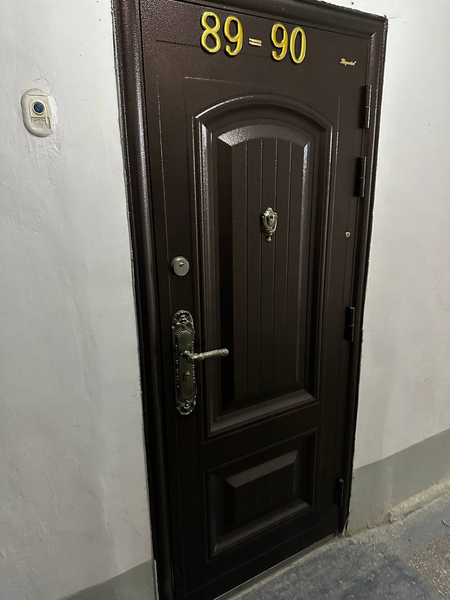 Uy sotiladi tez va kelishilgan xolda