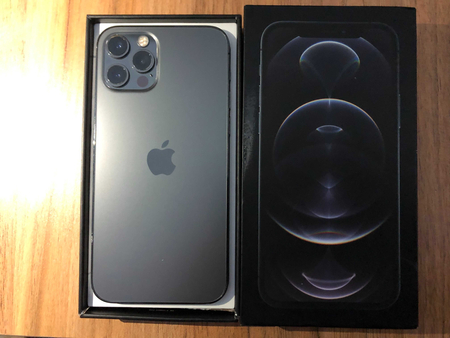 продам свой iPhone 12 Pro. ёмкость 81%