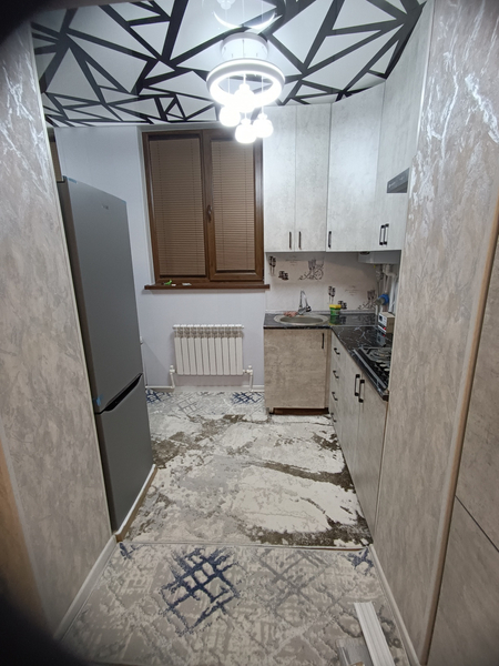 Чинарада 2 хонали 3-каватда квартира гиштли домда сотилади