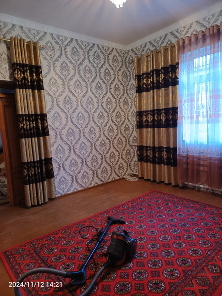 Uz gaz oil ko\\\'chasinda 420 m² joy sotiladi