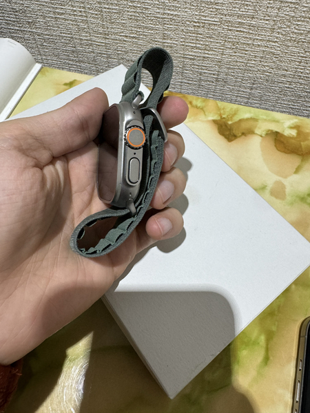 Apple Watch Ultra 1