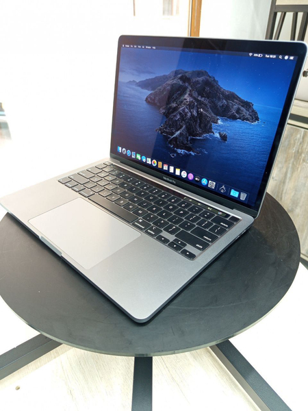 продается MacBook pro
