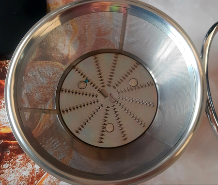 Kenwood KJ-770 соковыжималка сотилади