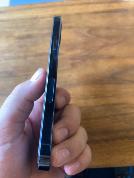 Iphone 12 pro LL/a
