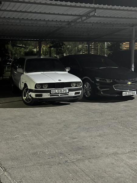BMW E30 Cupe M52