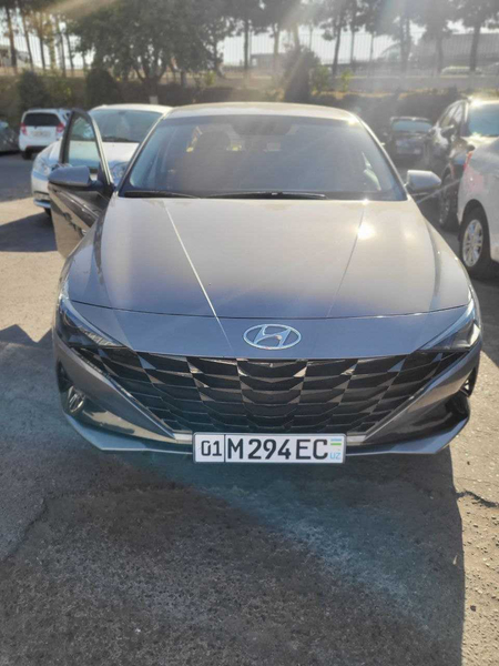 Hyundai elantra 2022