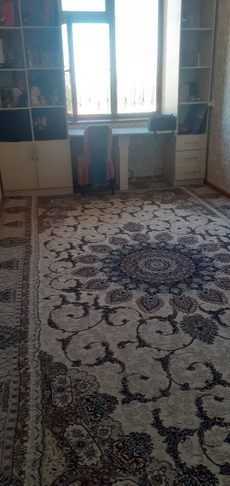 Срочно квартира сотилади