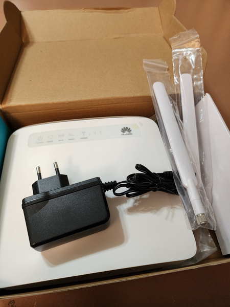 Huawei Orginal WIfi Router 4G 300M