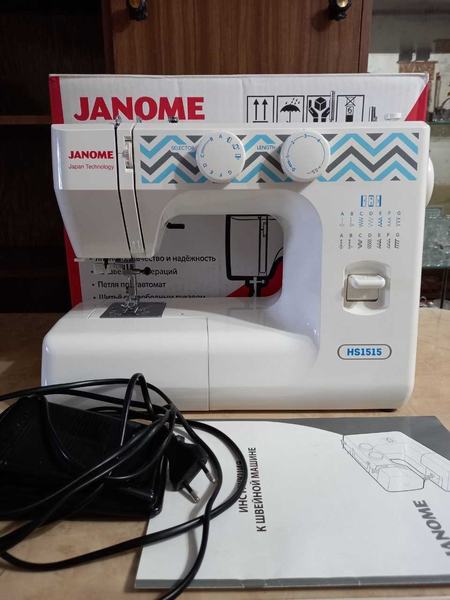 Швейная машинка JANOME-NS1515