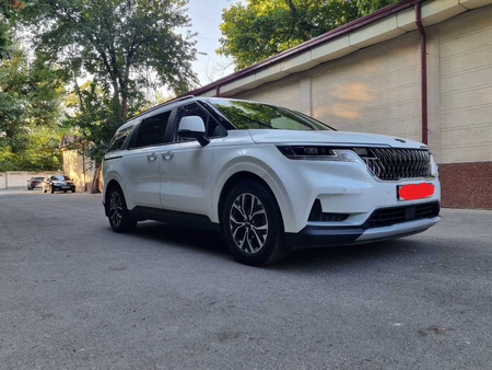 KIA CARNIVAL в идеальном состоянии