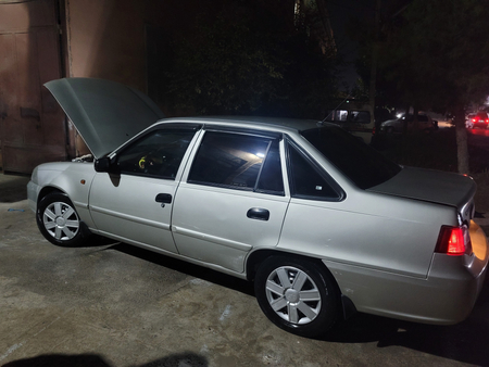Daewoo Nexia  2 2009