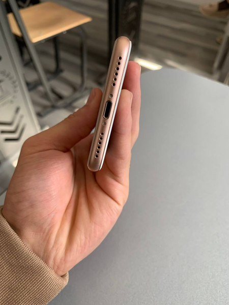 iPhone 8 sotiladi