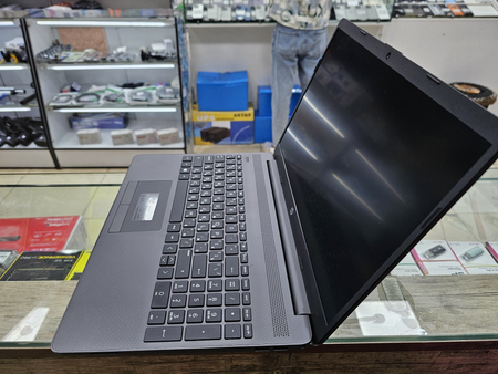 В отличном состоянии! HP Ryzen 5 для IT, Corel, Photoshop, Trading