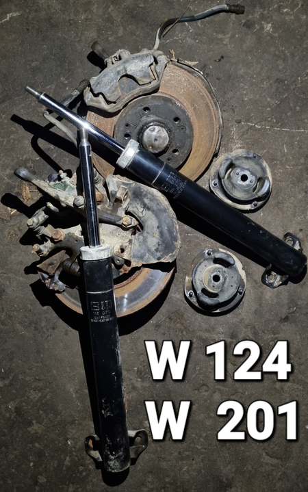 Продаю капот ешка мерседес, mercedes W 124
