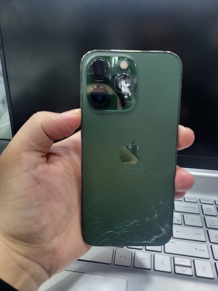 Iphone 13 pro srochna!!!