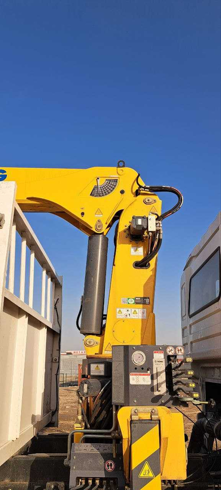 SHACMAN L3000-XCMG 6,3тоннали 2023й бортовой кран МАНИПУЛЯТОР СОТУВДА.