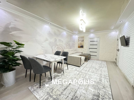* Чиланзар 1кв 2/1/4 кирпич. продается квартира