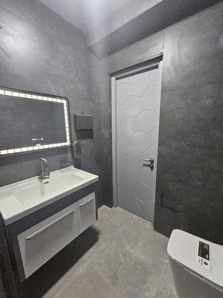 Аренда помещения 180м2 ориентир Clinik Ibatov