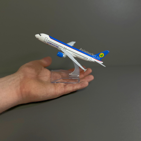 Самолет сувенир AIRBUS A320 Uzbekistan Airways (100% металл)