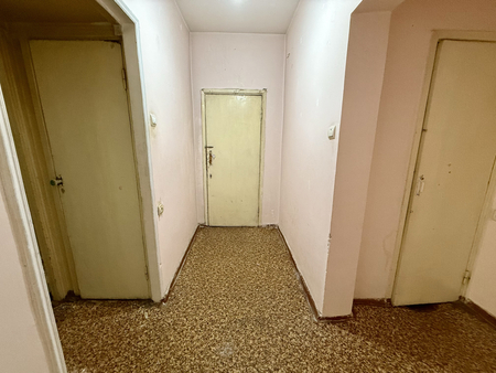 Срочно продам квартиру 2/2/4 Юнусабад 6