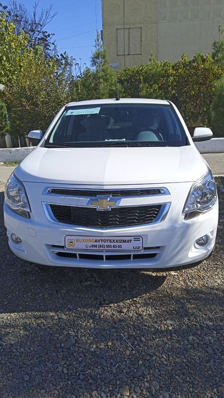 Chevrolet Cobalt sotiladi 4-pozitsiya