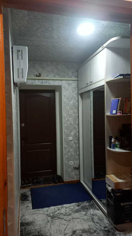 Квартира сотилади. ТТЗ мавзесида.