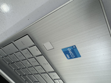 Hp core i3 pashti yangi noutbuk 12 avlod