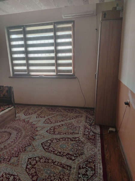 Srochno hamma waroiti bor, tv yoq faqat,  350$