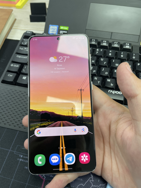 Srochna! Galaxy s21 8/256gb ideall