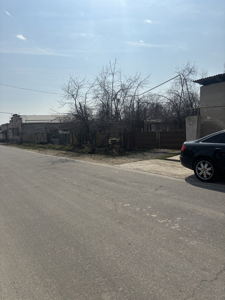 Срочно бизнес учун ер сотилади