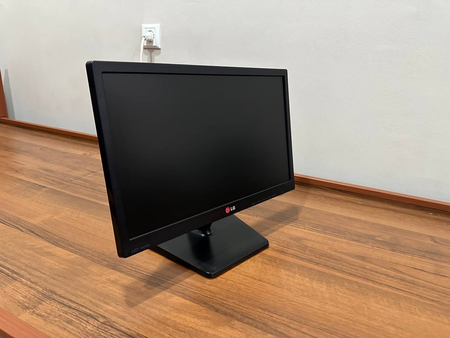 Монитор 19 LG Срочно