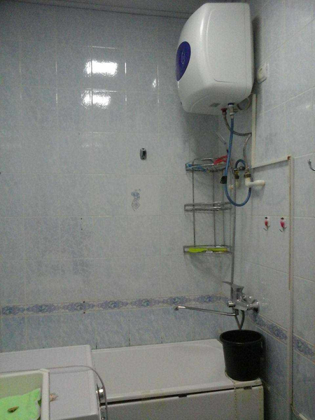 Продам 4-х комнатную (82 кв.м)в Шайхантахурском районе,метро Пахтакор.