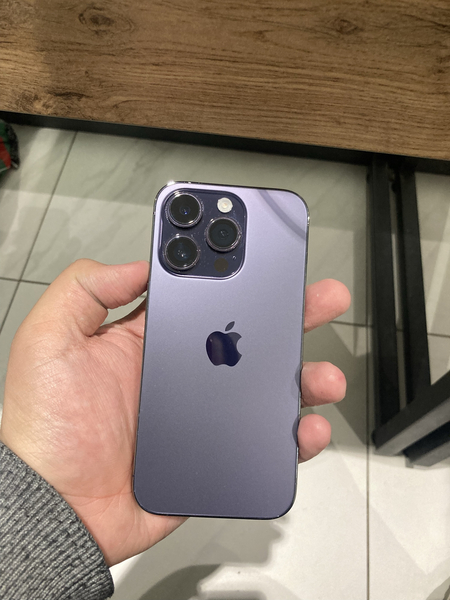 iphone 14 pro Purple