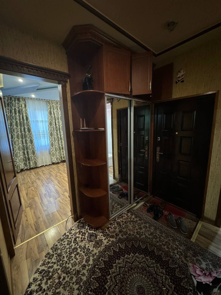 Продам 4 комнатную на Юнусабаде 11 квартале