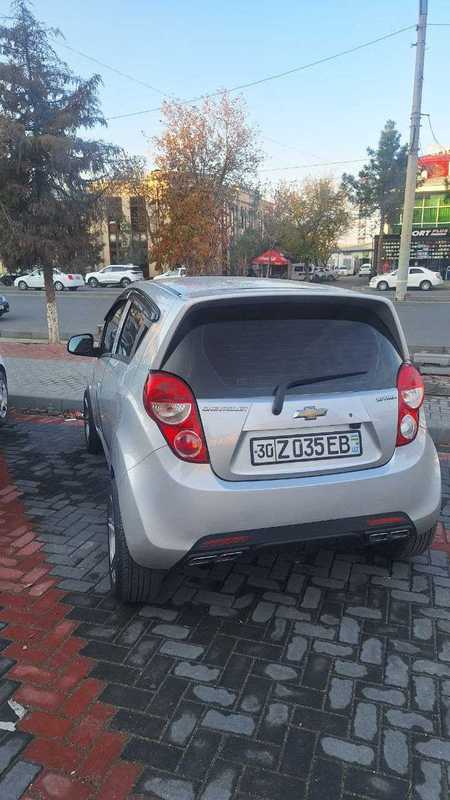 Chevrolet Spark 2017 год
