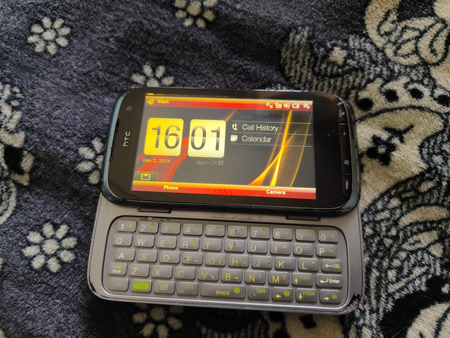 HTC touch pro 2 в хорошем состоянии