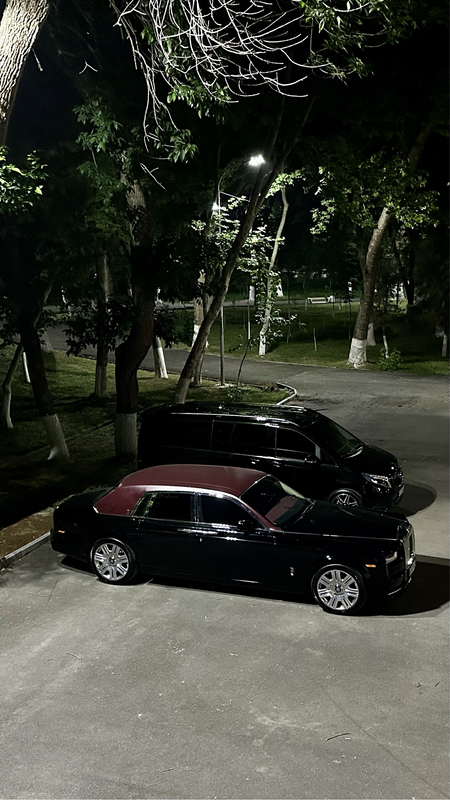 Rolls-Royce Phantom 