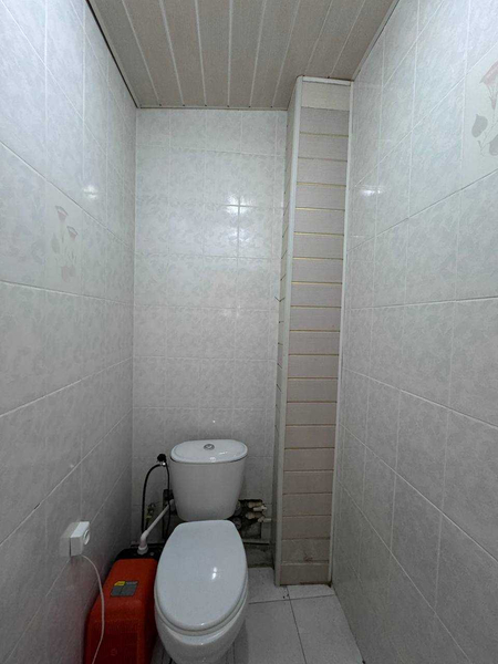 3 xonali 4-qavat  5 qavatli g'ishtli dom 95m²
Manzil:5-mkr Elit maks
