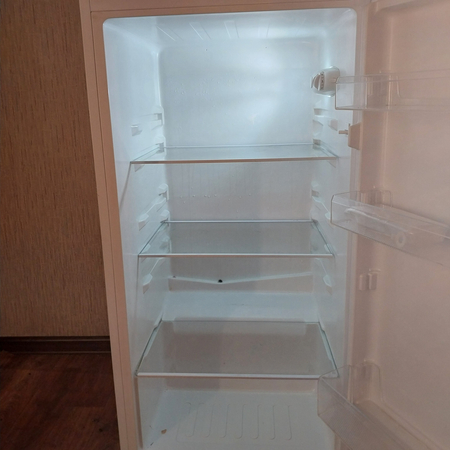 Продаётся холодильник в отличном состоянии. Пользовались аккуратно.