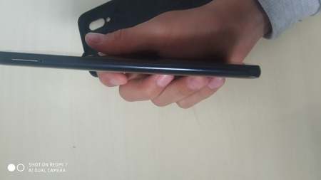 Redmi 7 sotiladi