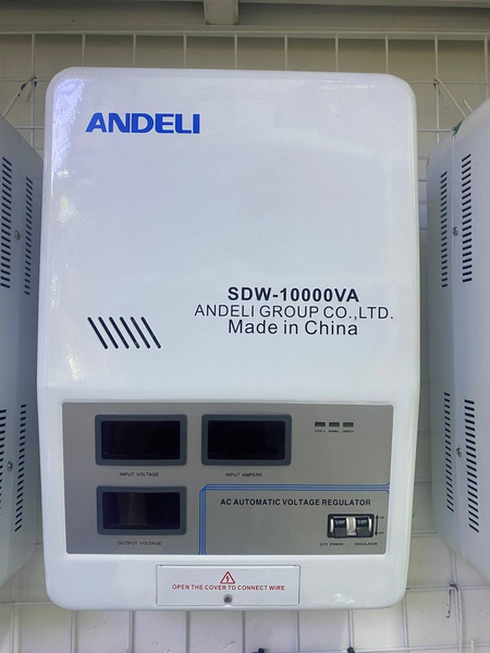 Стабилизатор напряжеия настенный Andeli