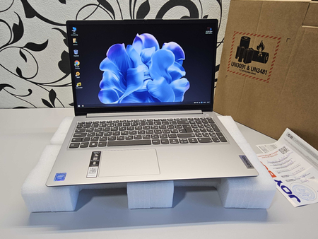ПРОДАМ Lenovo V15-G2ALC 2024 Ноутбук Ryzen™3-5300U/4GB/256GB/15.6