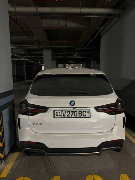 Продам машину bmw
