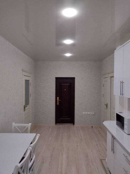 Сдаётся в аренду Евро квартира ор-р кафе Дархан 2/7/9/-60кв.м 600у.е